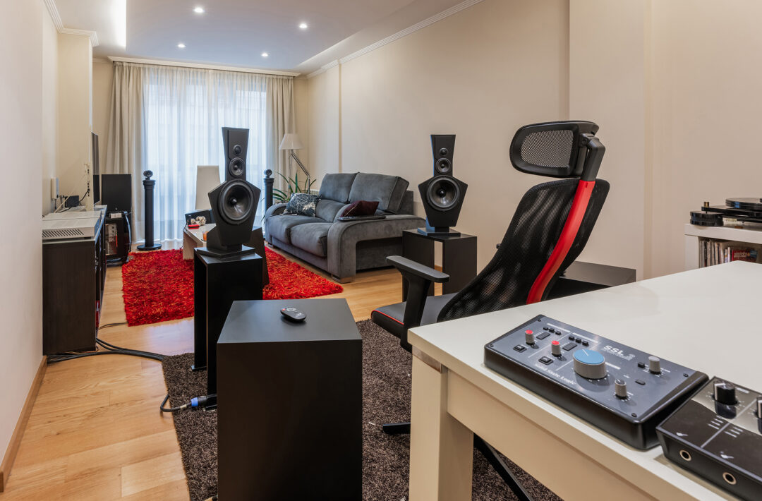 LINKWITZ Lounges Archives - LINKWITZ.store